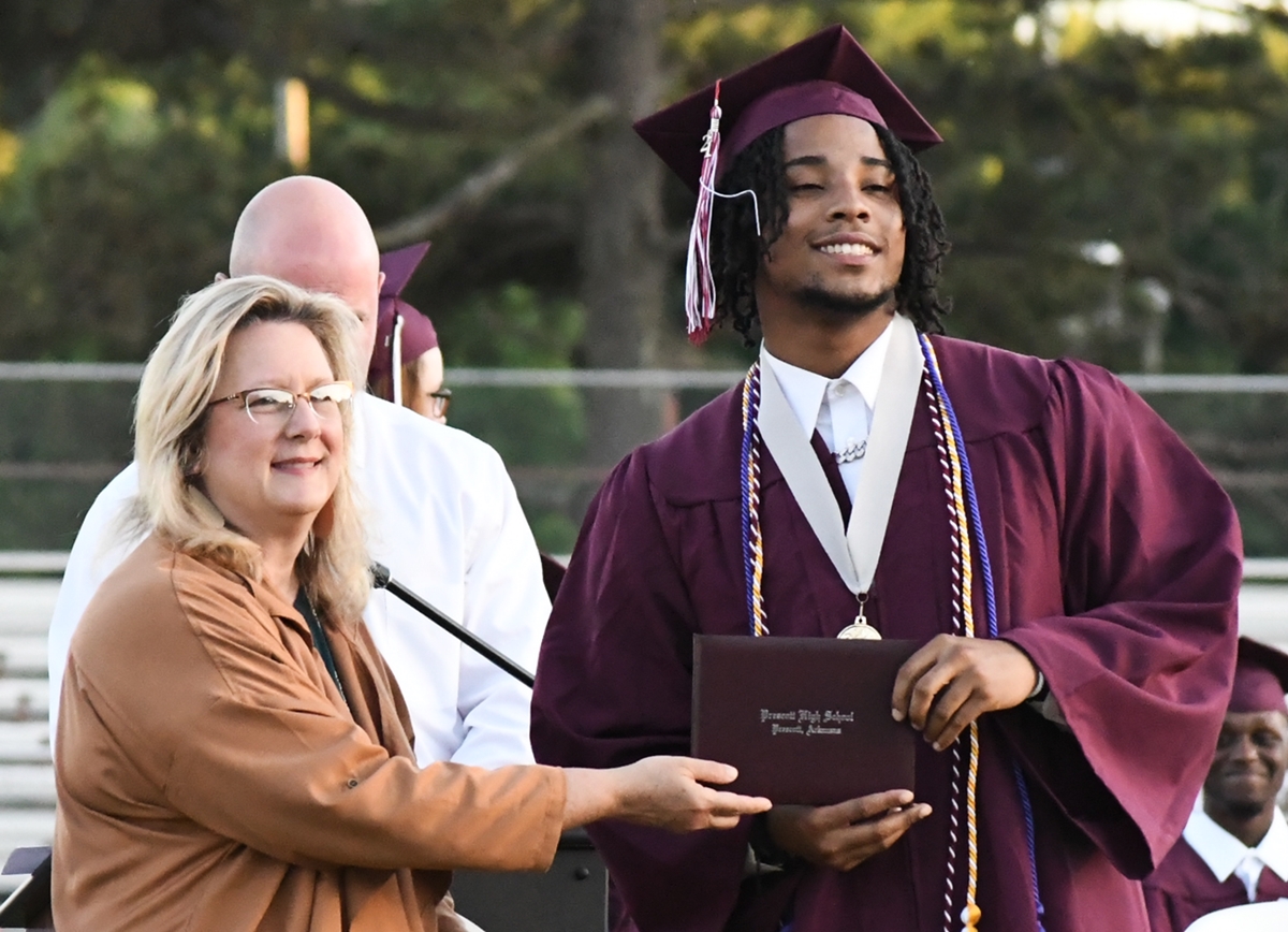 PHS 2021 GRADUATION 018 – Hope Prescott