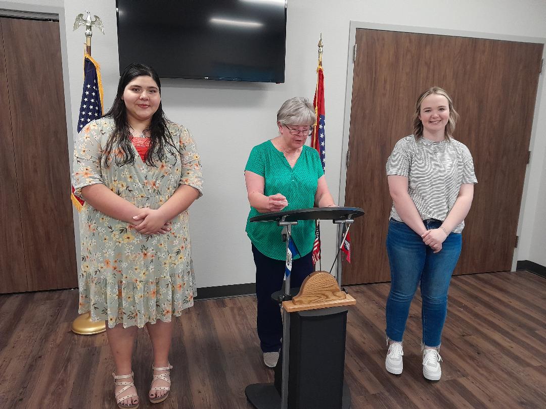 John Cain Chapter of DAR Holds May Meeting – Hope Prescott