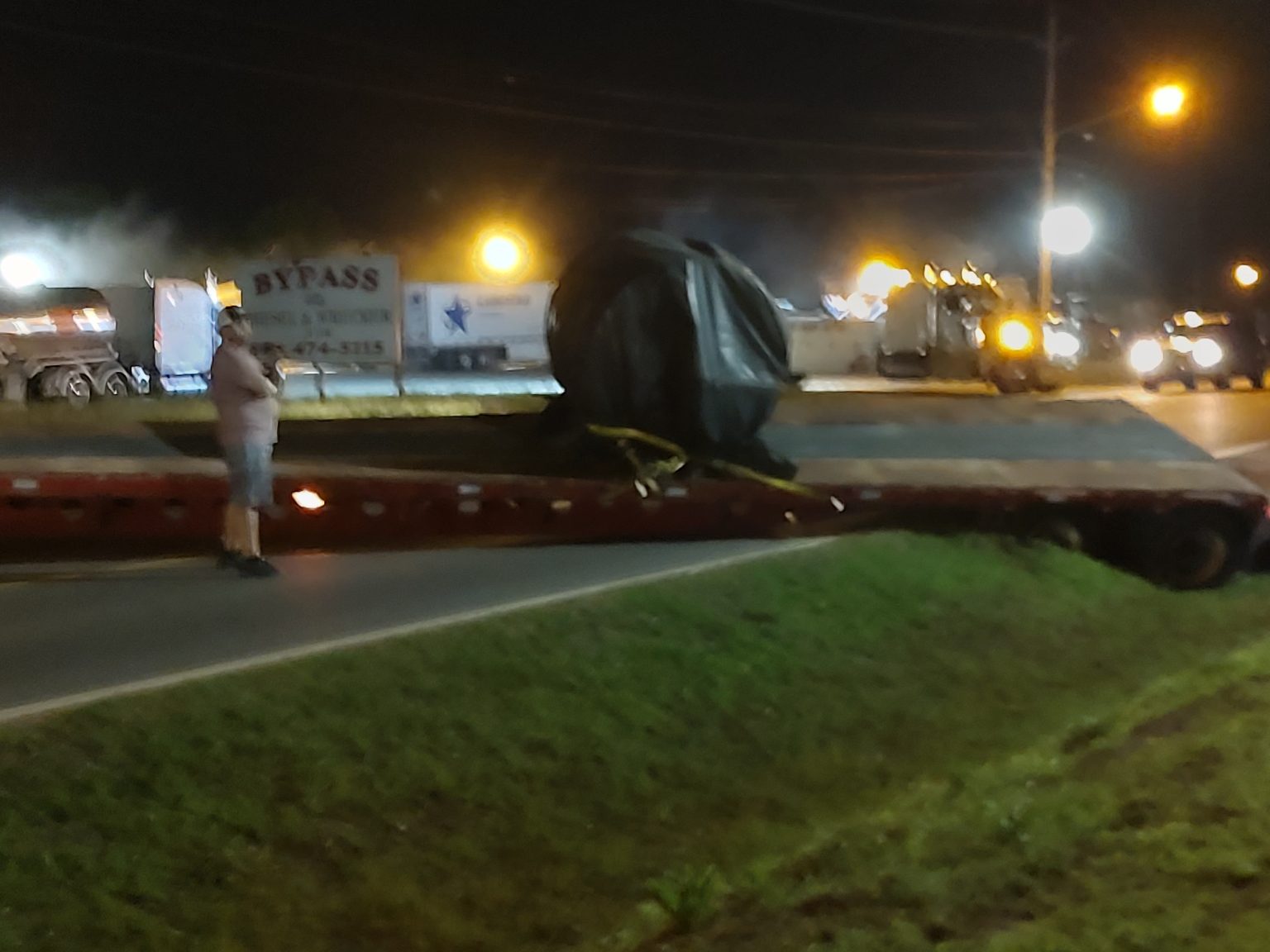 18 Wheeler, Trailer Blocks Highway 29 North – Hope Prescott