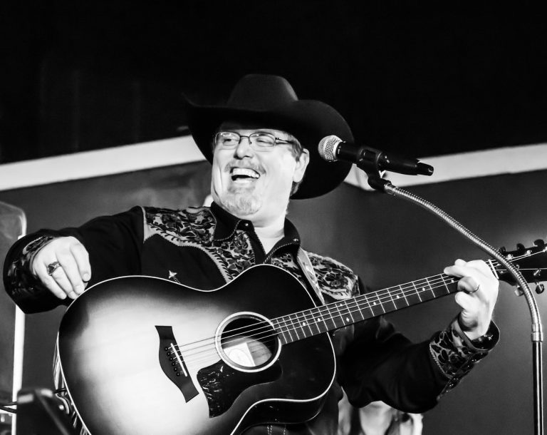 Frank Ross Set For 67 Gas & Grill Jamboree June 10th – Hope Prescott